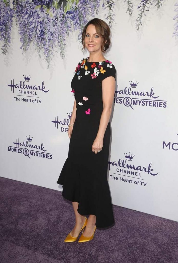 40 Hottest Photos Of Kimberly Williams Paisley 12thblog