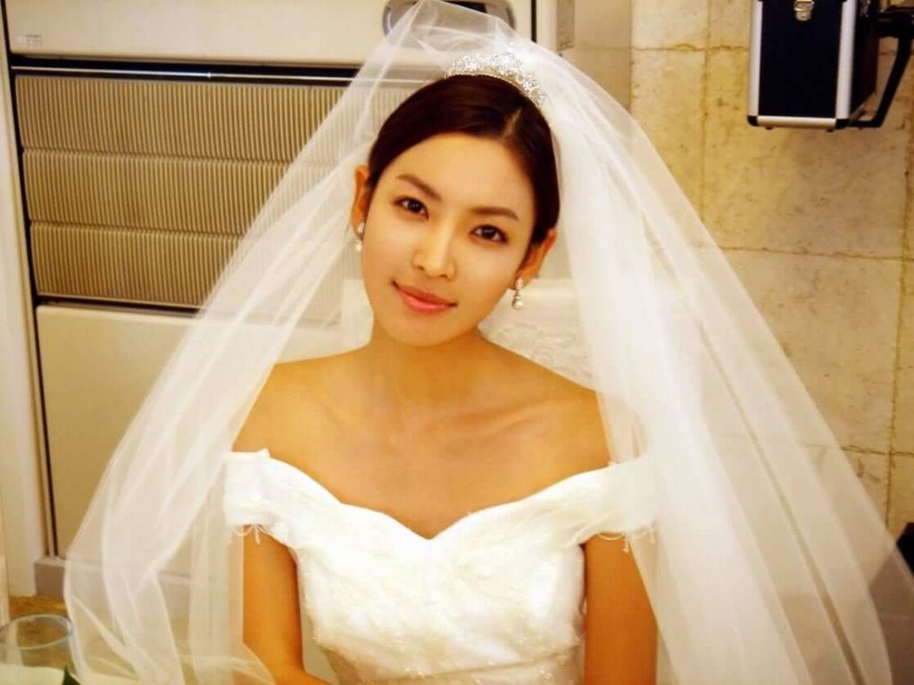 50 Hot And Sexy Kim So Yeon Photos 12thblog