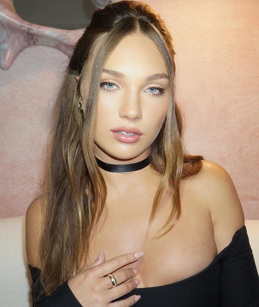 40 Hot And Sexy Maddie Ziegler Photos 12thblog
